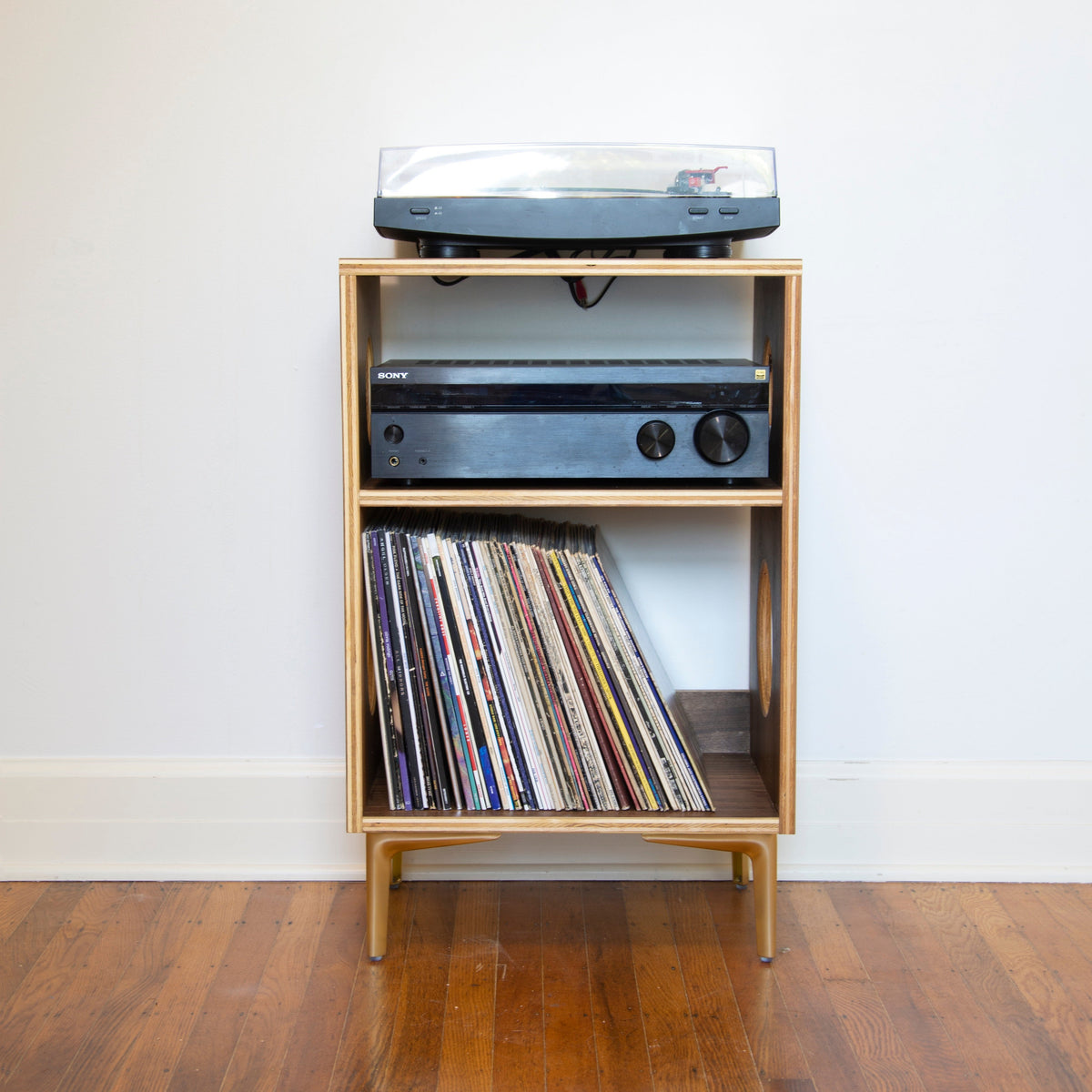 "The Encore" Walnut Vinyl Record Turntable Cabinet – Sidetracked Workshop
