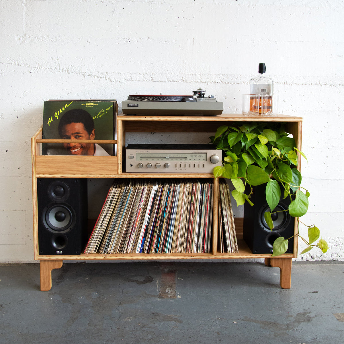 White Oak "Headliner" Vinyl Record Storage Cabinet – Sidetracked Workshop